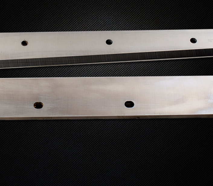 Tooling for Tire & Rubber Industries - Bach Knives